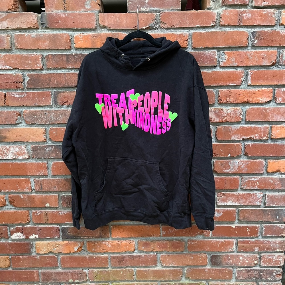 Harry Styles Official Merch Treat People With Kindnes… - Gem